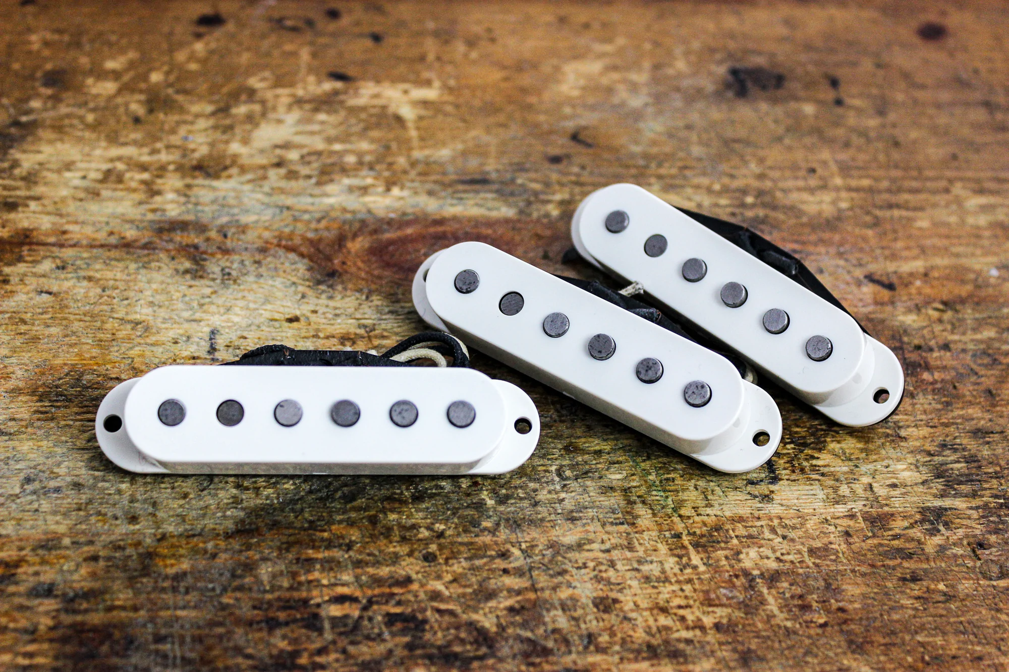 Monty's 54 Stratocaster Bridge - Guitar Pickup Database